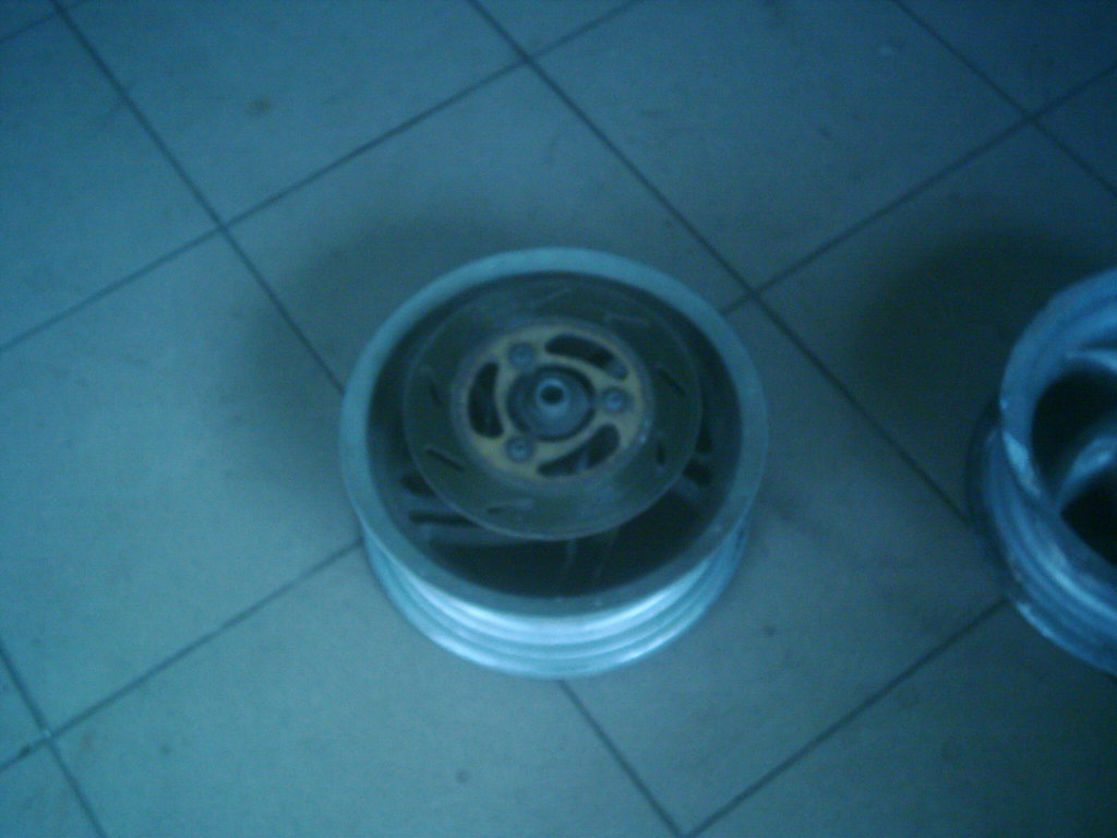 PIAGGIO TYPHON, NRG, PUCH BONTOTT 10-ES ELSŐ KERÉK. - Robogó ...