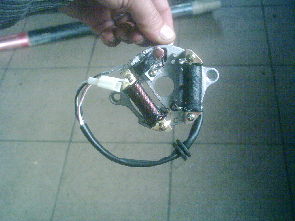 Yamaha PW50 PY50 PW PY 50 Peewee50 QT50 Dirt Bike Kids Bike GYÚJTÁS ...